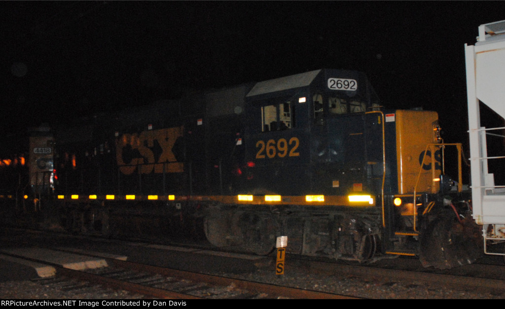 CSX GP38-2 2692 on C746-24